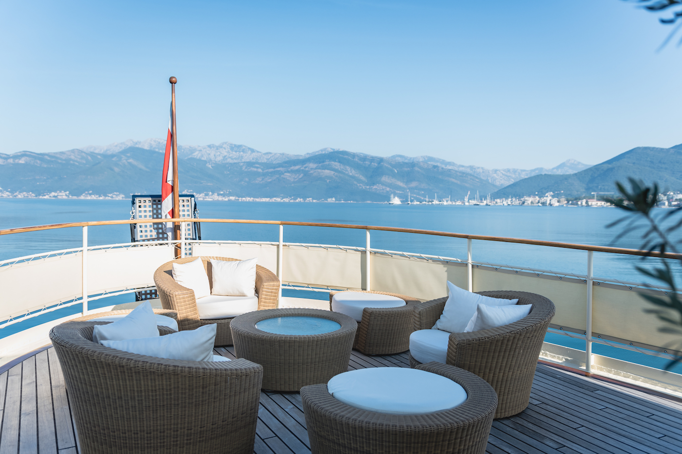 SEAGULL II Yacht Charter Details, Classic Motor Yacht | CHARTERWORLD ...